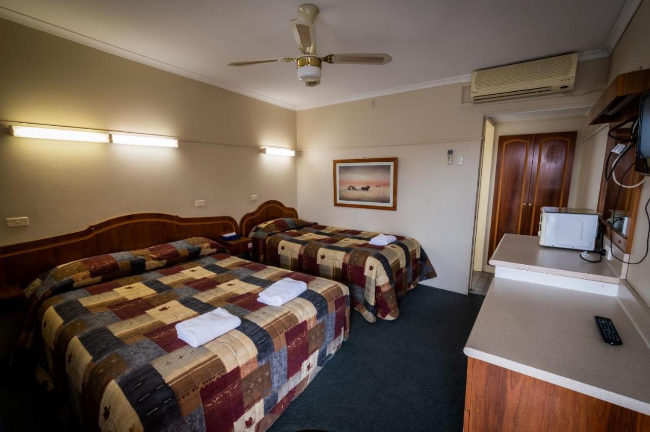 Ardeanal Motel:Home
