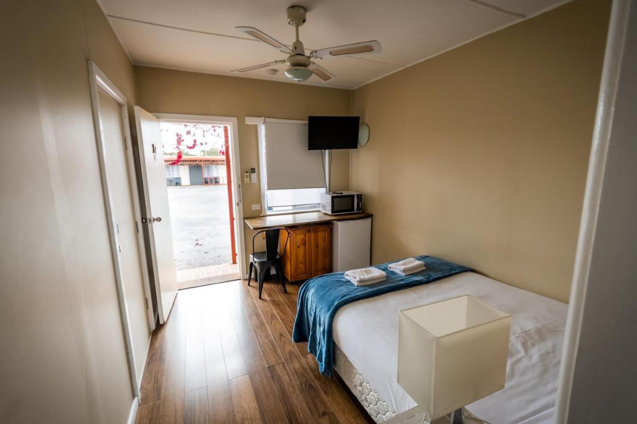 Ardeanal Motel:Home