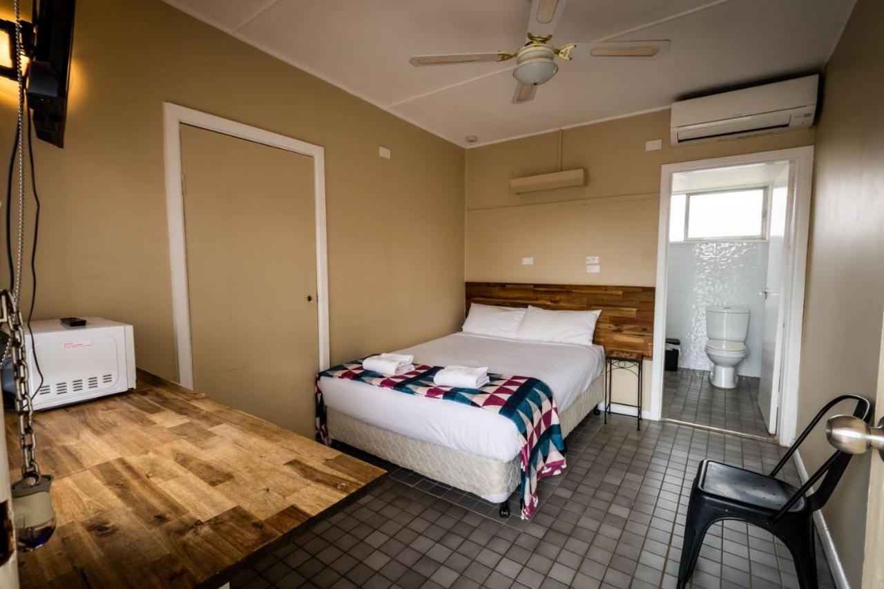 Ardeanal Motel:Home